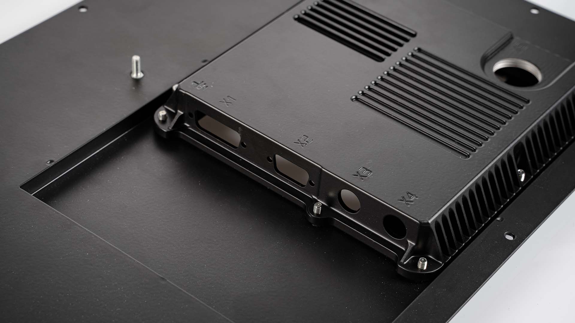 Information monitor (TFT Compartment Monitor 18.5") | Elmec S.r.l.